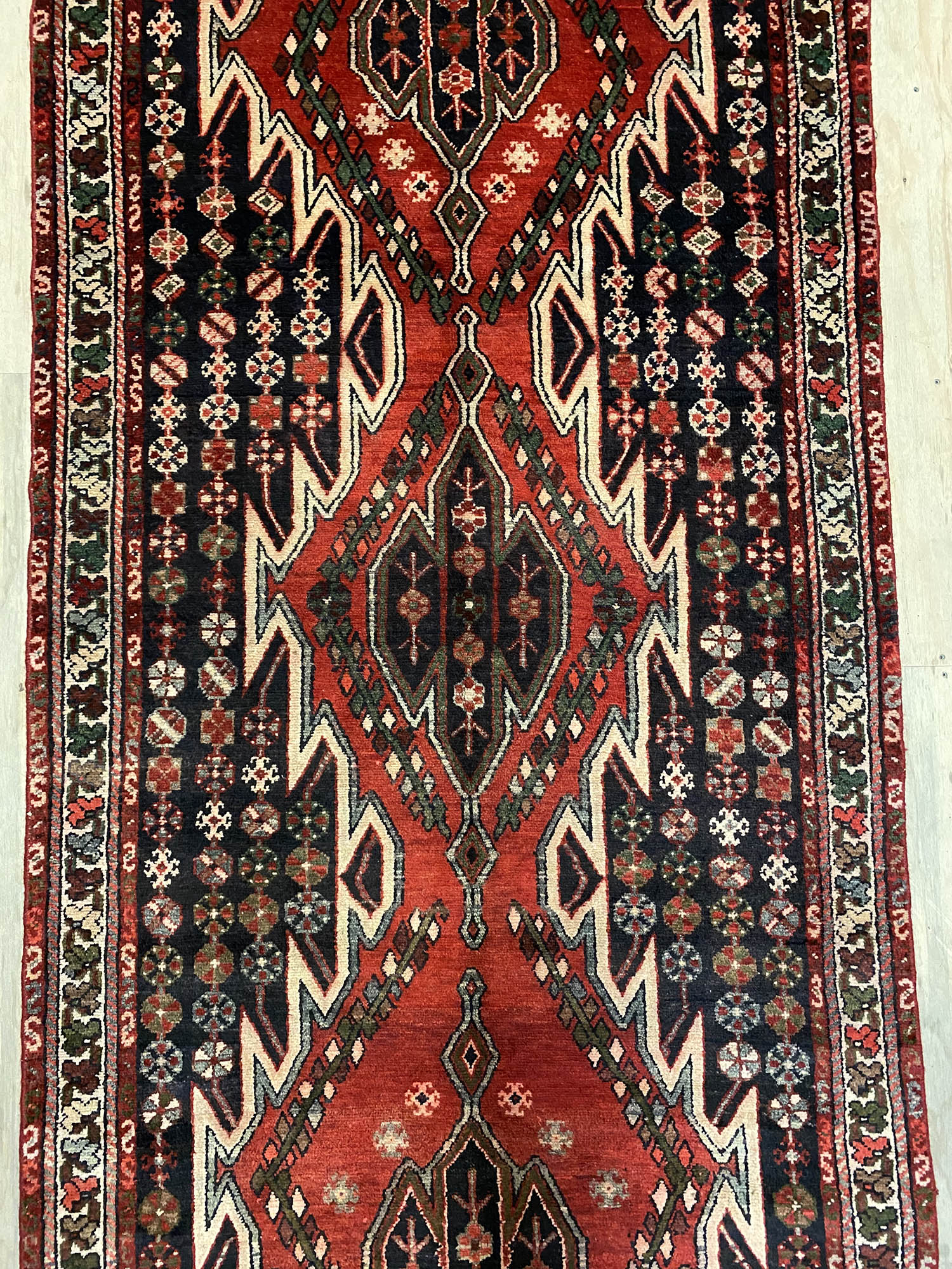 3 m Persian Handmade Hamedan - RugMaster